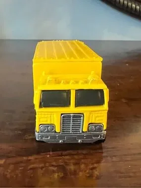 Hot Wheels | Toys | 984 Hot Wheels Mayflower World Wide Moving Highway ...